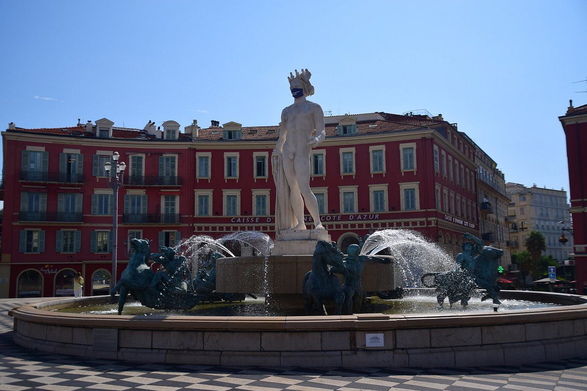 Explore Place Massena with HSE Platform - Private Driver in Nice