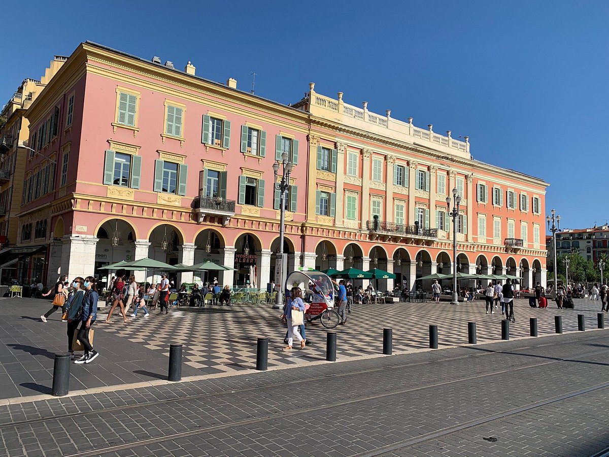 Explore Place Massena with HSE Platform - Private Driver in Nice